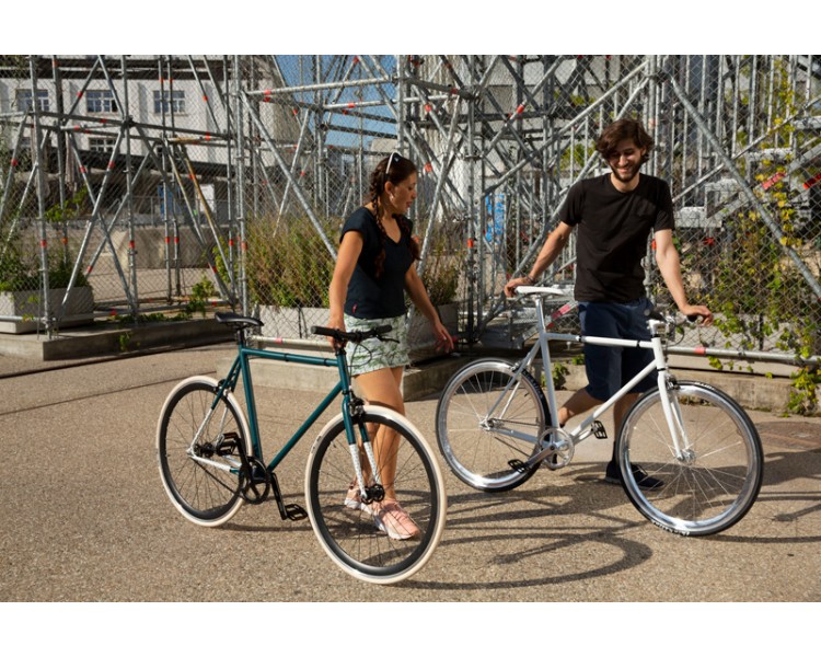 CRIT Black Milan - Afforadable Fixie Bike from Basel | Loris Velos