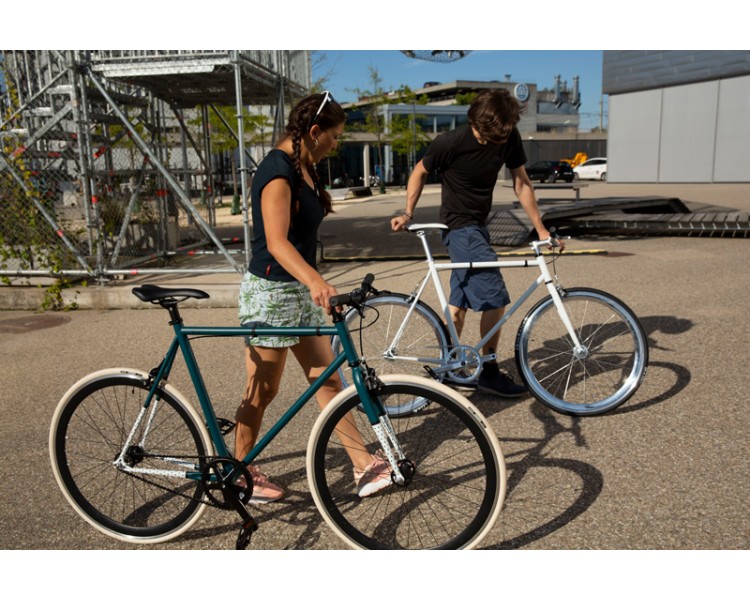 CRIT Black Milan - Afforadable Fixie Bike from Basel | Loris Velos